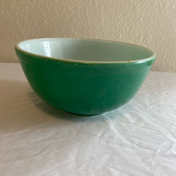 Pyrex | Kitchen | Vintage Green Pyrex Bowl | Poshmark